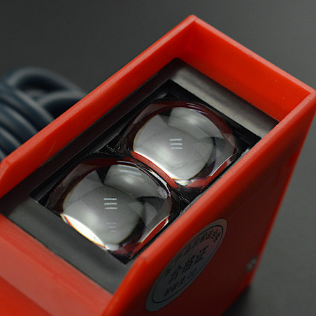 Waterproof Diffuse Reflection Photoelectric Switch 6-36V (0-7m) - DFRobot SEN0455